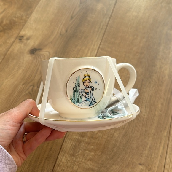Magenta | Dining | Disney Princess Cinderella Teacup | Poshmark